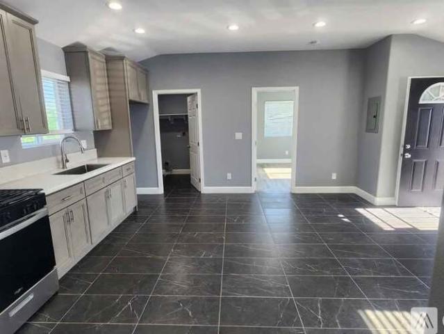 2 BR, 2 BA Apartment 15269 Ramona Avenue, Unit Unit A, Chino Hills, CA 91709