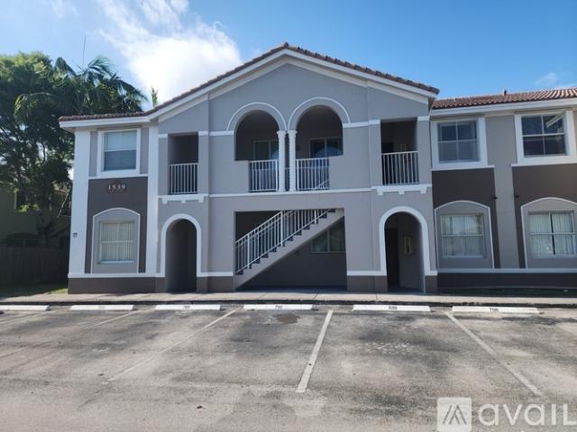 2 BR, 2 BA Apartment 1539 SE 27th St, Unit 201, Homestead, FL 33035