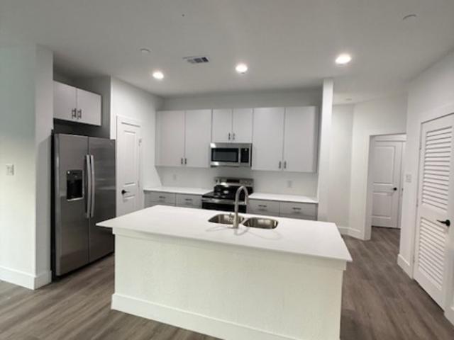 2 BR, 2 BA Apartment 15488 Pin Oak Dr, Unit A101, Conroe, TX 77384