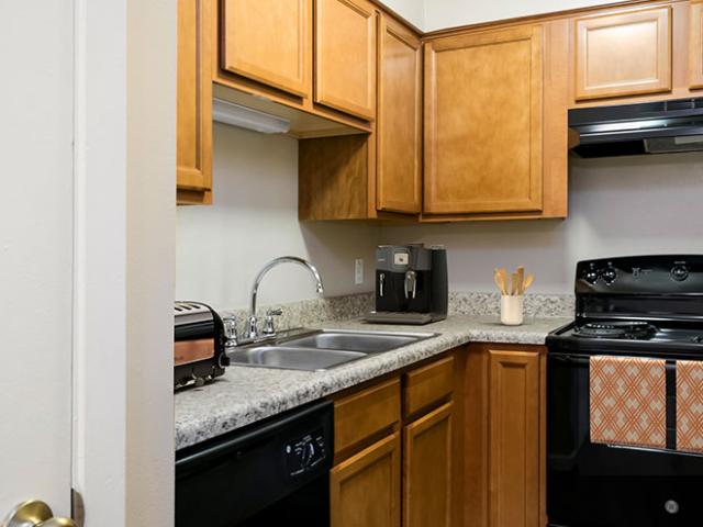 2 BR, 2 BA Apartment 15480 Elk Ridge Lane Unit 154486, Chesterfield, MO 63017