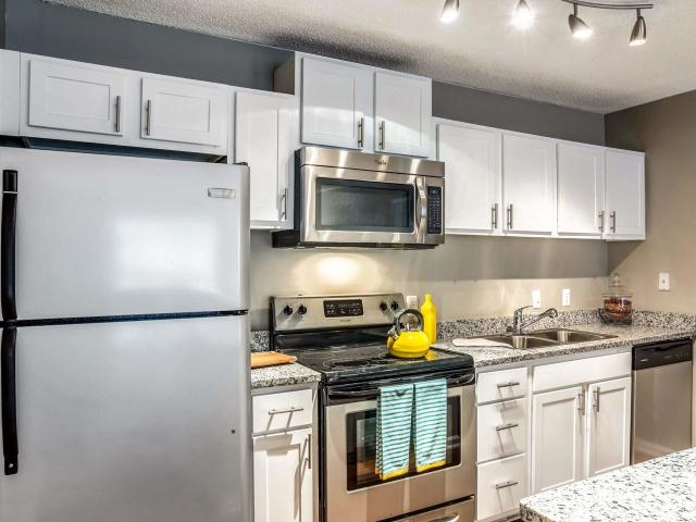 2 BR, 2 BA Apartment 1555 Lavista Road Unit 8002, Atlanta, GA 30324