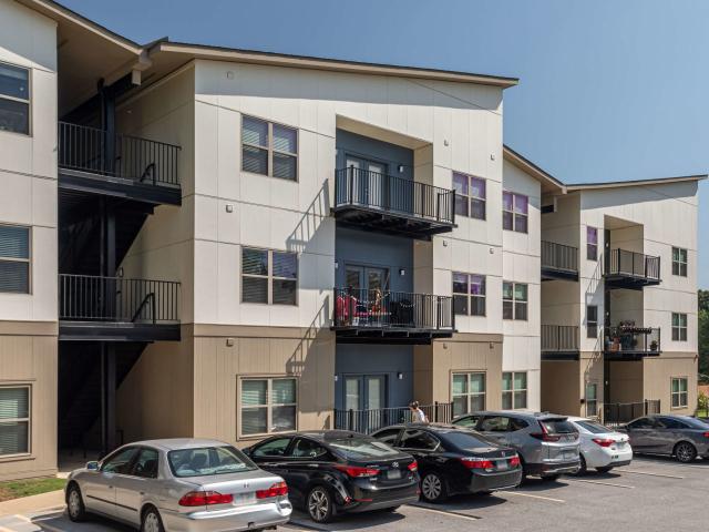 2 BR, 2 BA Apartment 1555 South Crews Lane Unit 1611 203, Fayetteville, AR 72701