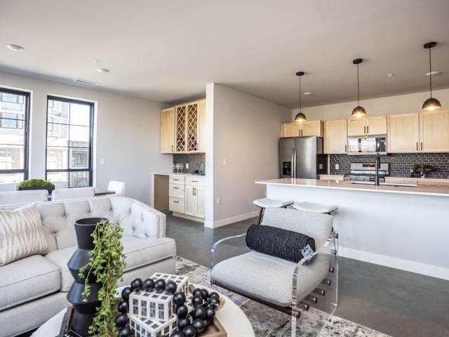 2 BR, 2 BA Apartment 155 E 4th Place Unit 151 214, Sioux Falls, SD 57103