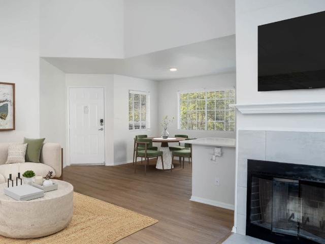 2 BR, 2 BA Apartment 15640 Bernardo Center Drive Unit 1001, San Diego, CA 92127