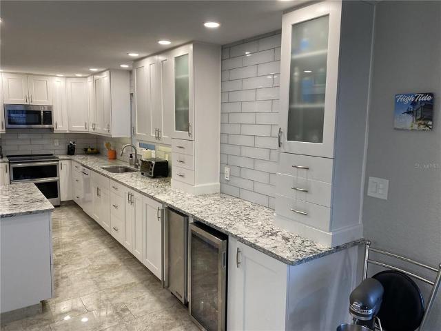 2 BR, 2 BA Apartment 1571 South Atlantic Avenue, New Smyrna Beach, FL 32169
