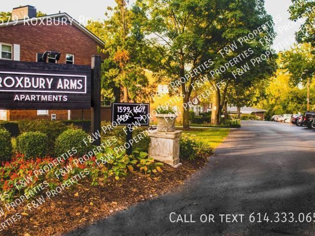 2 BR, 2 BA Apartment 1579 Roxbury Rd Grandview Heights, OH 43212