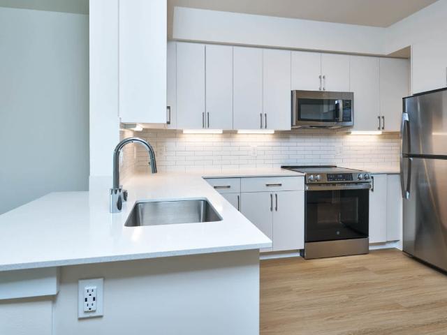 2 BR, 2 BA Apartment 16015 Cleveland Street Unit 305, Redmond, WA 98052