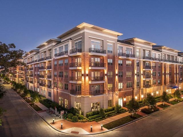 2 BR, 2 BA Apartment 160 Birdsall Street Unit 2309, Houston, TX 77007