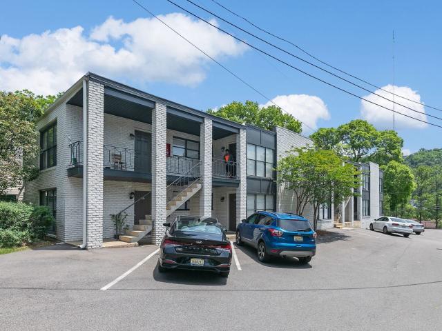 2 BR, 2 BA Apartment 1613 13th Avenue South Unit 1613J, Birmingham, AL 35205
