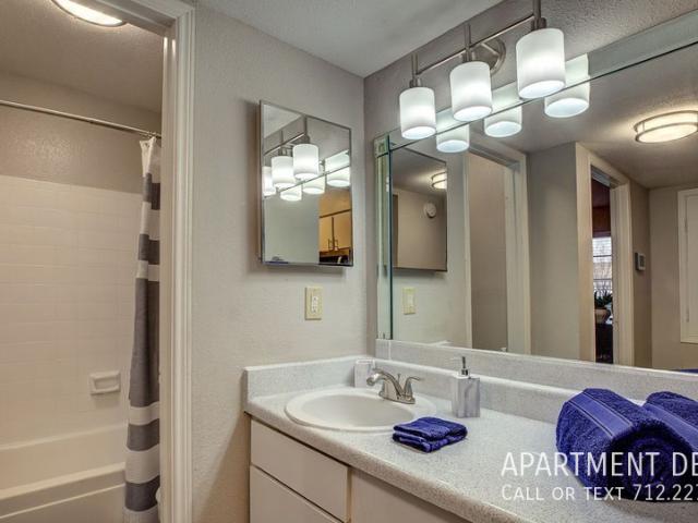 2 BR, 2 BA Apartment 16156 Stuebner Airline RdÂ, Spring, TX 77379