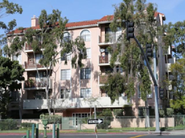 2 BR, 2 BA Apartment 1621 Venice Boulevard Unit 102, Venice, CA 90291