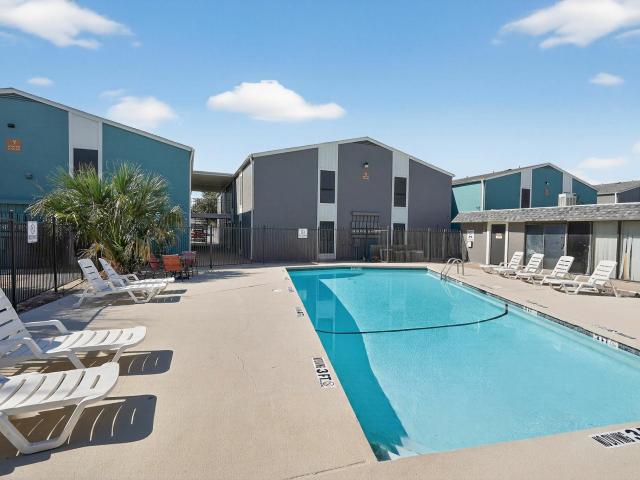 2 BR, 2 BA Apartment 1624 Sunset Drive Unit 2 203, San Angelo, TX 76904