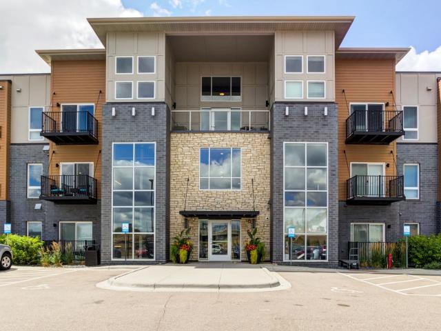 2 BR, 2 BA Apartment 16255 Kenyon Ave Unit 244, Lakeville, MN 55044