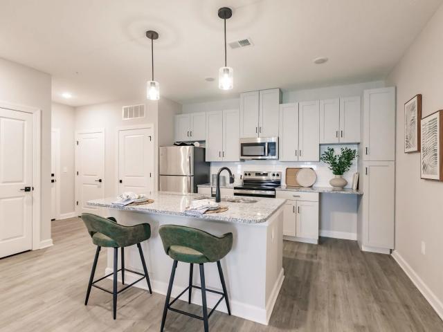 2 BR, 2 BA Apartment 16325 Franklin Ave Unit 04 4204, Port Charlotte, FL 33953