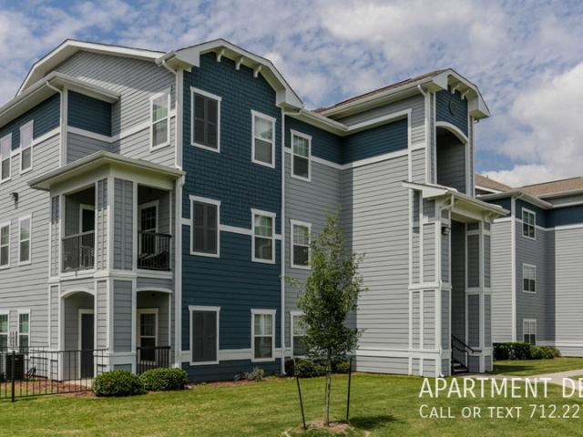 2 BR, 2 BA Apartment 16356 Ella BlvdÂ, Houston, TX 77090
