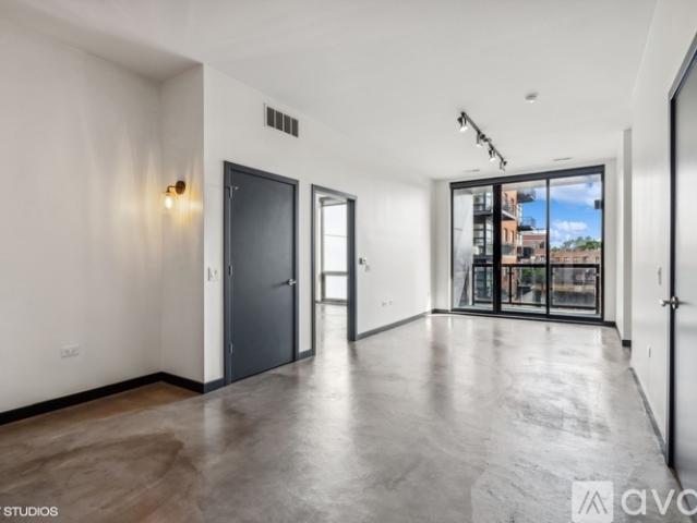 2 BR, 2 BA Apartment 1645 N Milwaukee Ave, Unit 208, Chicago, IL 60647