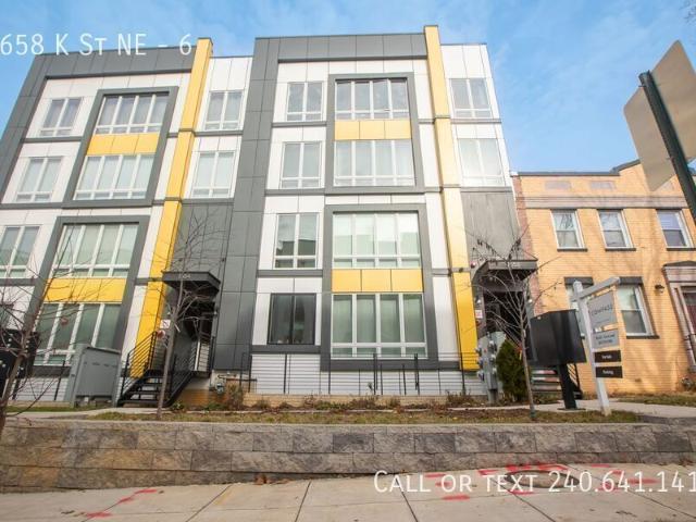 2 BR, 2 BA Apartment 1658 K St NE, Washington, DC 20002