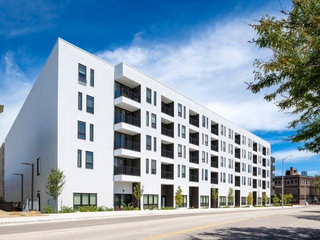 2 BR, 2 BA Apartment 1660 Genessee St Unit 139, Kansas City, MO 64102