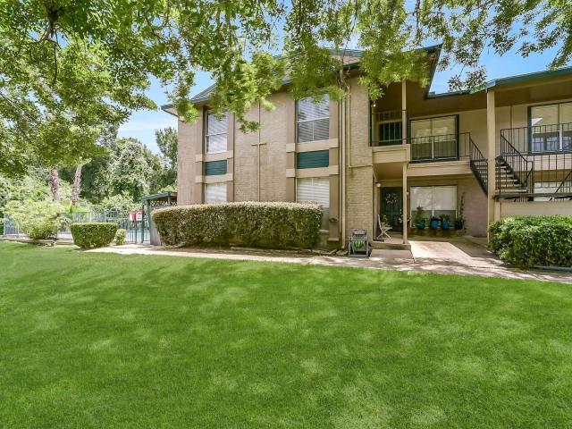 2 BR, 2 BA Apartment 16700 Golf Club Drive Unit E 225, Crosby, TX 77532