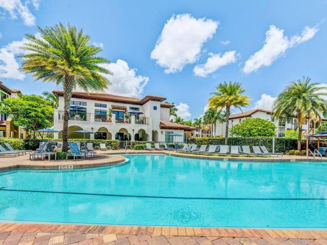 2 BR, 2 BA Apartment 16812 Southwest 137th Avenue, Miami, FL 33177