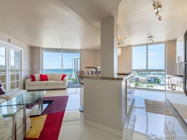 2 BR, 2 BA Apartment 1688 West Avenue, Miami Beach, FL 33139