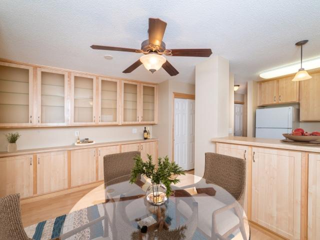 2 BR, 2 BA Apartment 1695 County Road D Unit 236, Saint Paul, MN 55109
