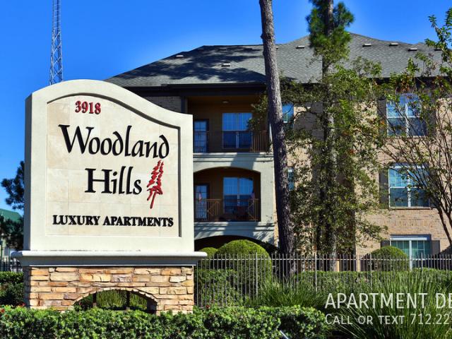 2 BR, 2 BA Apartment 16 Woodland Hills DrÂ, Humble, TX 77396