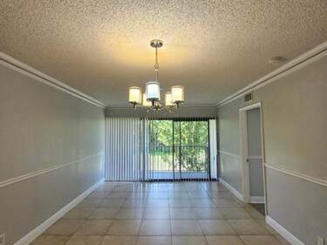 2 BR, 2 BA Apartment 1701 Balfour Point Dr, Unit G, Royal Palm Beach, FL 33411