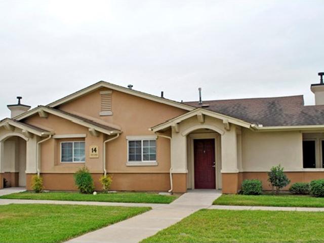2 BR, 2 BA Apartment 1701 W Las Milpas Rd Unit 1502, Pharr, TX 78577