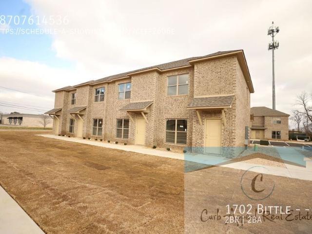 2 BR, 2 BA Apartment 1702 Bittle, Jonesboro, AR 72401