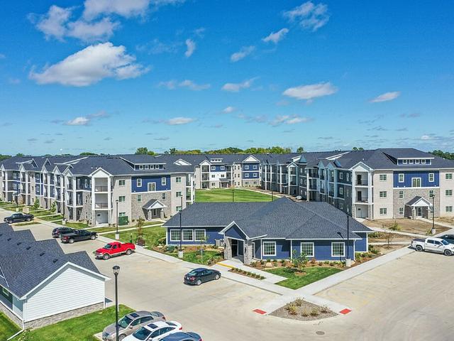 2 BR, 2 BA Apartment 1704 NE Gateway Ct Unit 207, Grimes, IA 50111