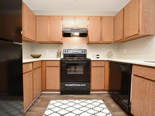 2 BR, 2 BA Apartment 1705 Blountville Blvd, D14 Unit B10, Blountville, TN 37617