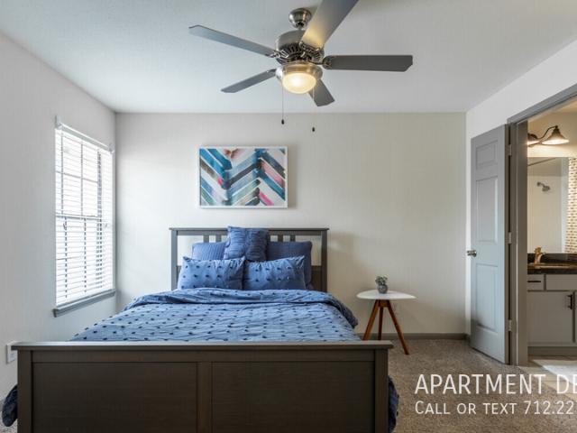 2 BR, 2 BA Apartment 1706 T C Jester BlvdÂ, Houston, TX 77008