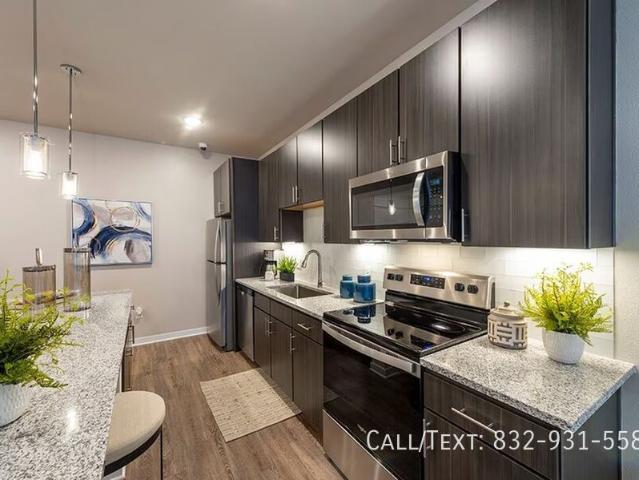 2 BR, 2 BA Apartment 17169 Spencer Rd, Houston, TX 77084
