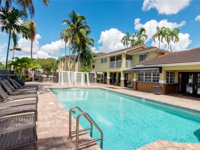 2 BR, 2 BA Apartment 17200 Northwest 64th Avenue, Hialeah, FL 33015