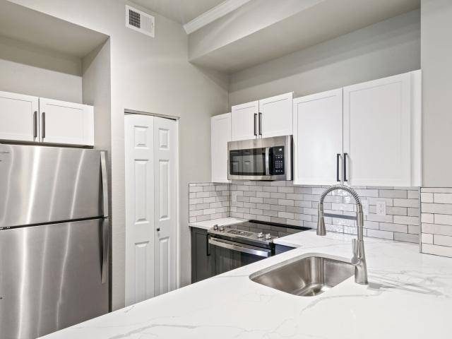 2 BR, 2 BA Apartment 1720 Wells Branch Parkway Unit 4303, Austin, TX 78728