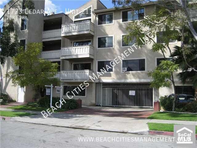 2 BR, 2 BA Apartment 1723 Cedar Ave, Long Beach, CA 90813