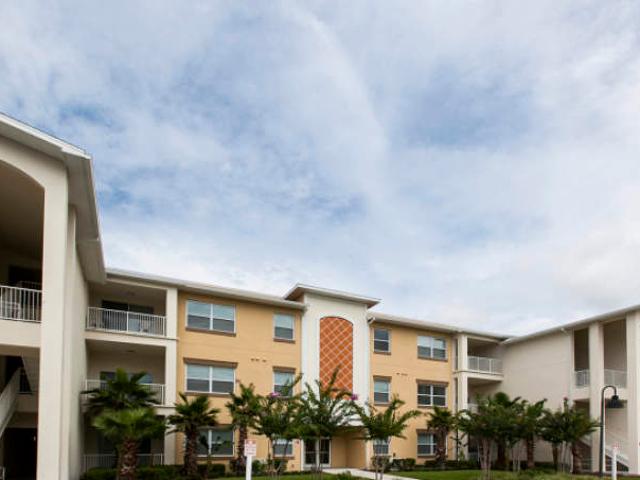 2 BR, 2 BA Apartment 1724 London Crest Dr, Orlando, FL 32818