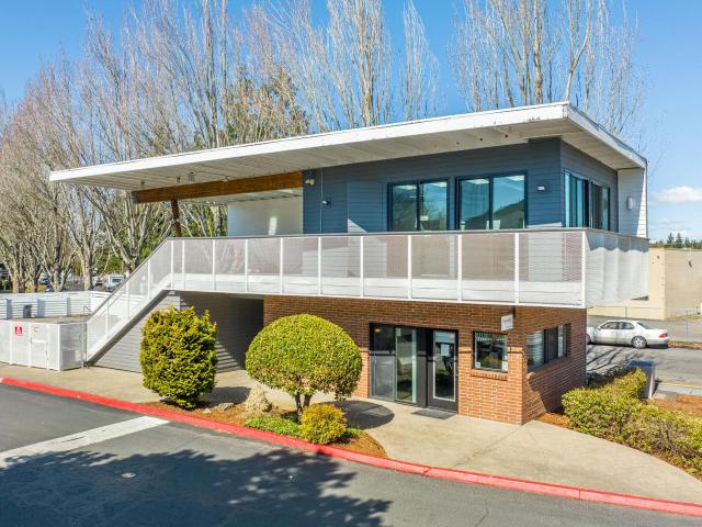 2 BR, 2 BA Apartment 17310 Southeast Naegeli Drive Unit 16940 2, Portland, OR 97236