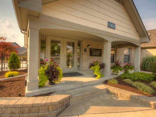 2 BR, 2 BA Apartment 17400 Cedar Lake Circle Unit 17406, Northville, MI 48168