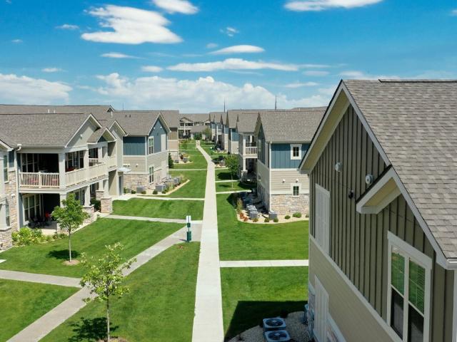 2 BR, 2 BA Apartment 17400 Glacier Way Unit 1112, Lakeville, MN 55044
