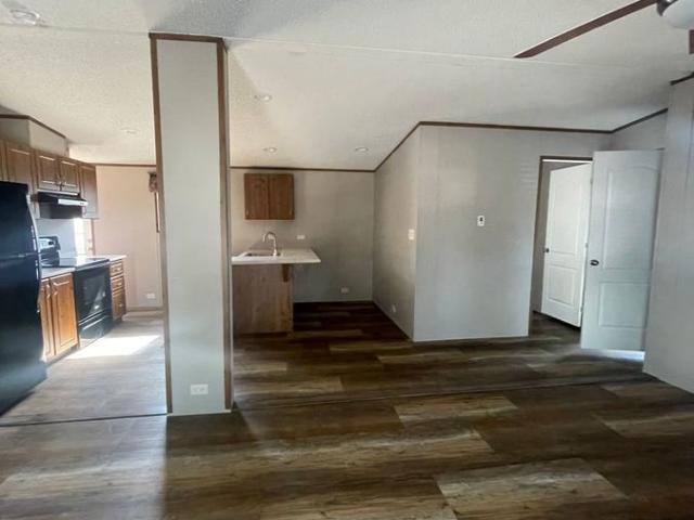 2 BR, 2 BA Apartment 1740 E. US Business Hwy 83, Mission, TX 78572