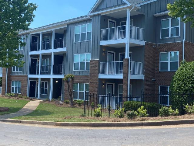 2 BR, 2 BA Apartment 174 Moury Avenue Southeast Unit B3 24, Atlanta, GA 30315