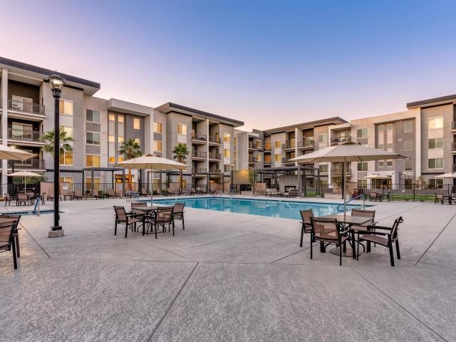 2 BR, 2 BA Apartment 1760 South Crismon Road Unit 2039, Mesa, AZ 85209