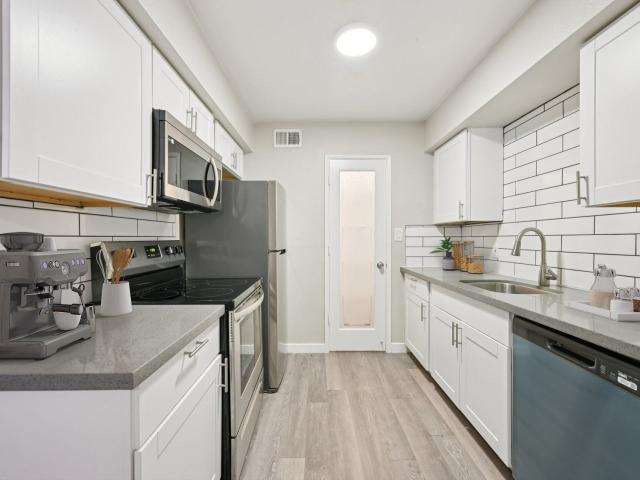 2 BR, 2 BA Apartment 17625 North 7th Street Unit 1084, Phoenix, AZ 85022