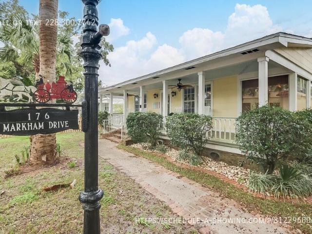 2 BR, 2 BA Apartment 176 Markham Drive Main House, Gulfport, MS 39507