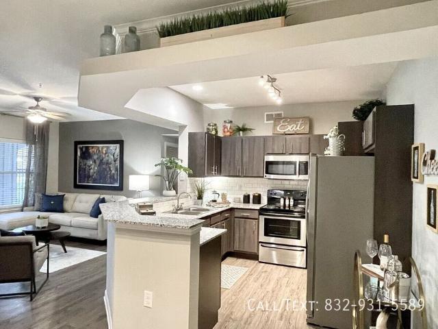 2 BR, 2 BA Apartment 17972 Park Row Blvd, Houston, TX 77084