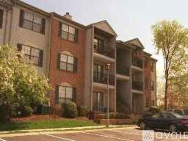 2 BR, 2 BA Apartment 17 Fisher Dr, Unit 17, Franklin Township, NJ 08823