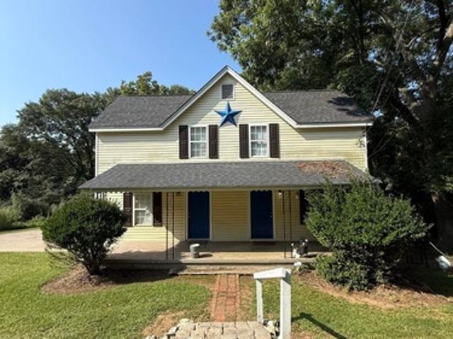 2 BR, 2 BA Apartment 17 Liberty Street, Unit 18, Gainesville, GA 30501