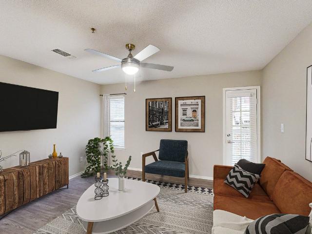 2 BR, 2 BA Apartment 1800 Barrett Lakes Boulevard Unit 3000A, Kennesaw, GA 30144